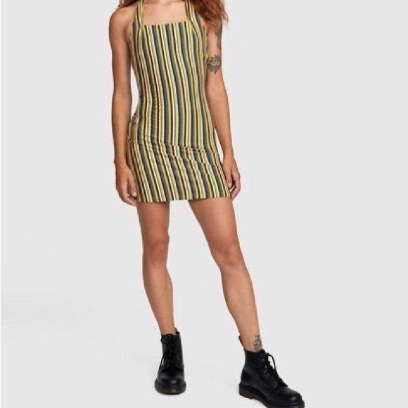 RVCA | Dresses | Nwt Rvca Rushmore Dress | Poshmark